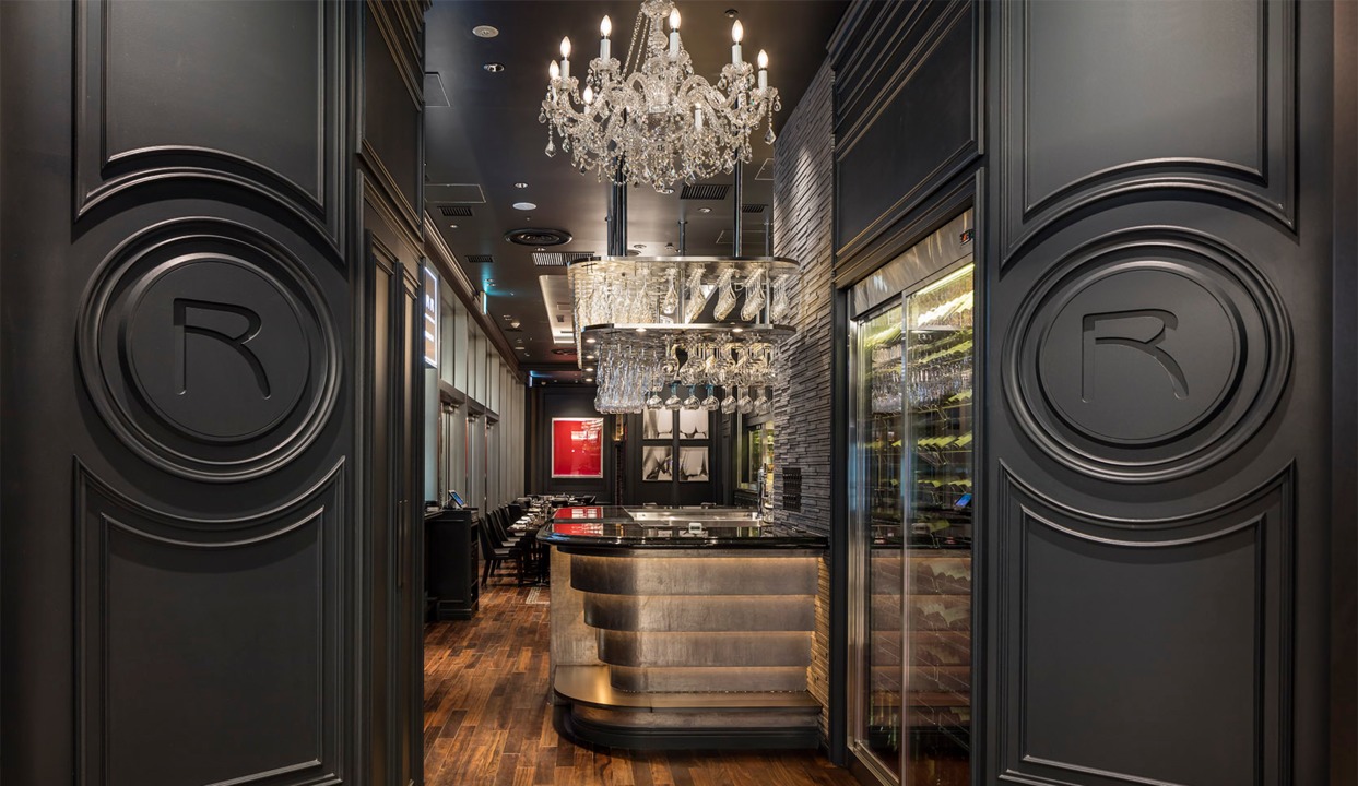 RRR otemachi Kobebeef&Wine - 東京都 - レストラン情報 - TableCheck